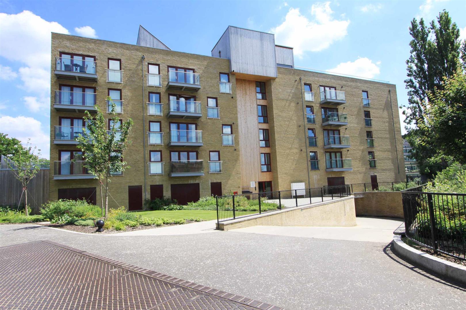 2 bedroom Apartment to rent in Kings Mill Way, Denham | Cameron